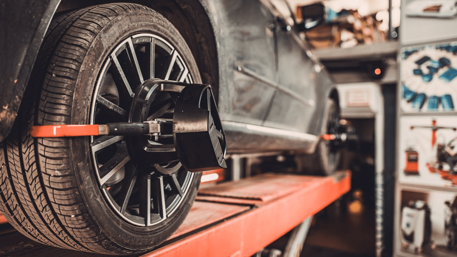 11 Important Signs Your Car Needs a Wheel Alignment - Top Car Rating