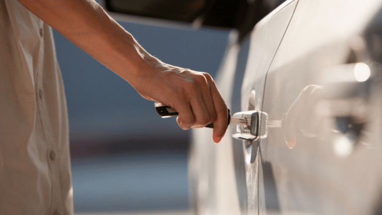 How to Use Your Key to Disable Anti-Theft Mode? - Top Car Rating